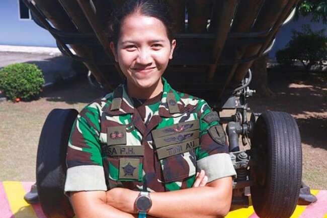 Letda Tek Elsa Putri, EOD Warrior Perempuan Pertama Indonesia